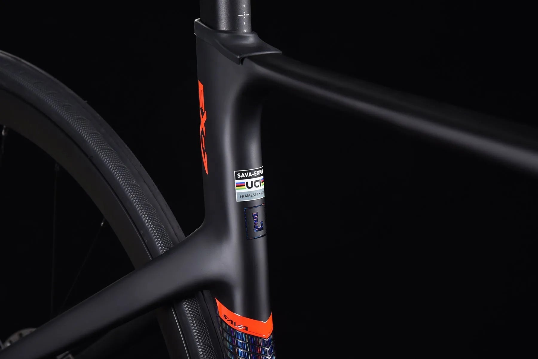 EX7 ST7000 Disc Road Bike 24S – SAVA Carbon Bike